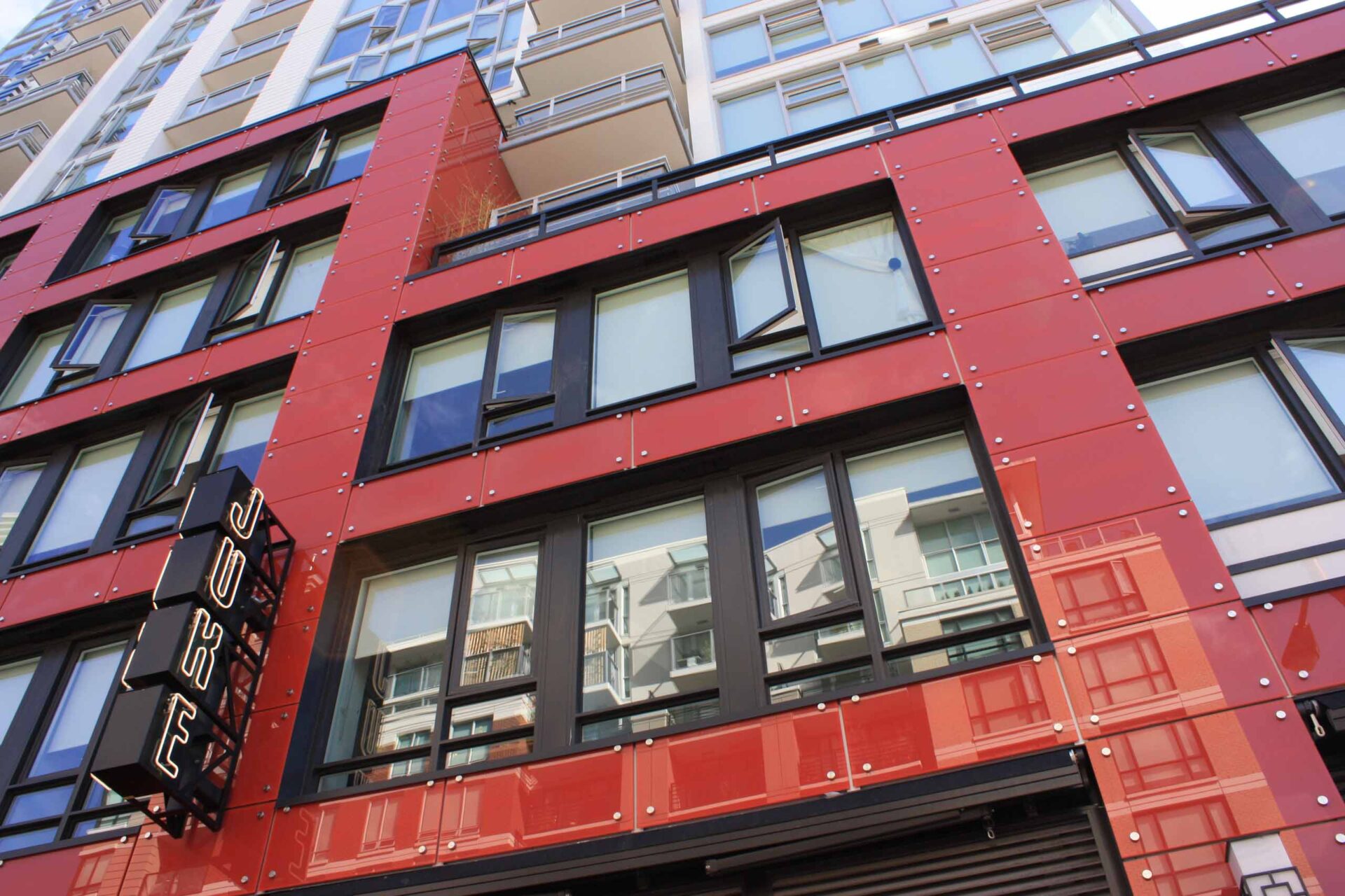 RS Glass System | Keith Panel Systems